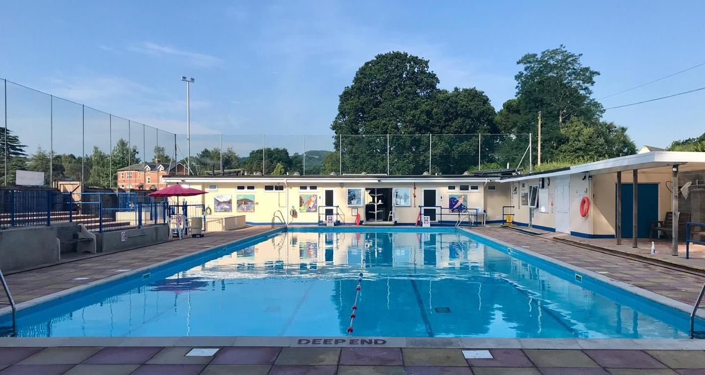 Bovey Tracey Swimming Pool